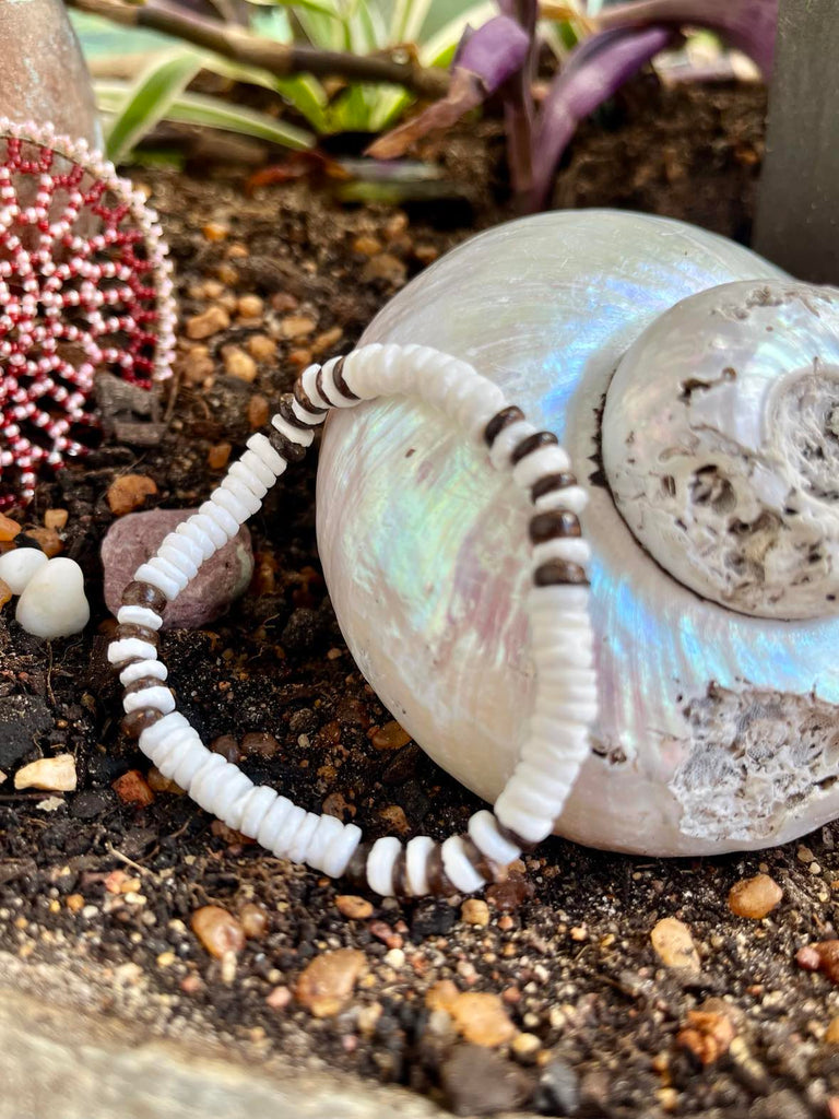 Puka Shell Bracelet – Habiba Boho Boutique